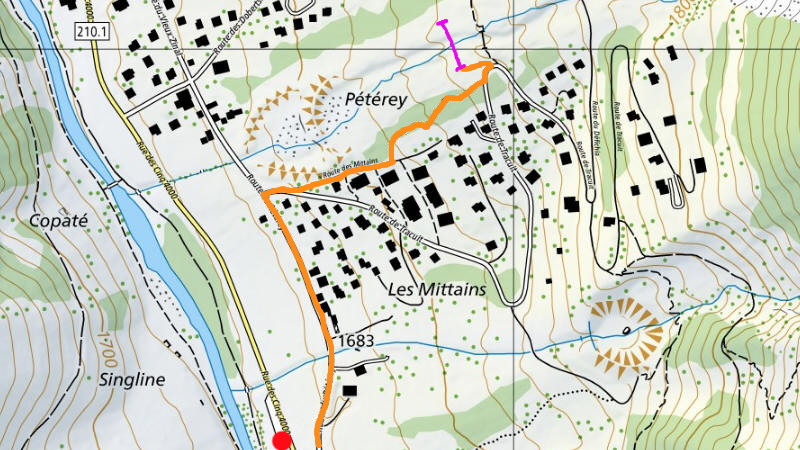 Passerelle suspendue de Zinal, pont franchissant le Torrent de Pétérey ...